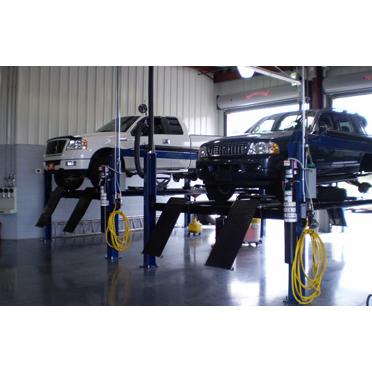 Challenger 18K 4 Post Lift | Challenger 44018 Lift | Redline Stands