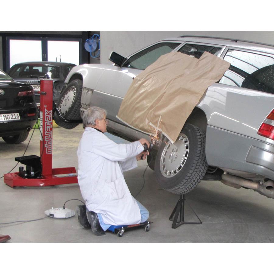 Hoffman Portable Mini Single Post Car Lift | Redline Stands